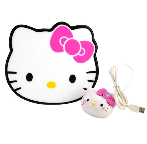 Ratón con su alfombrilla con forma de Hello Kitty